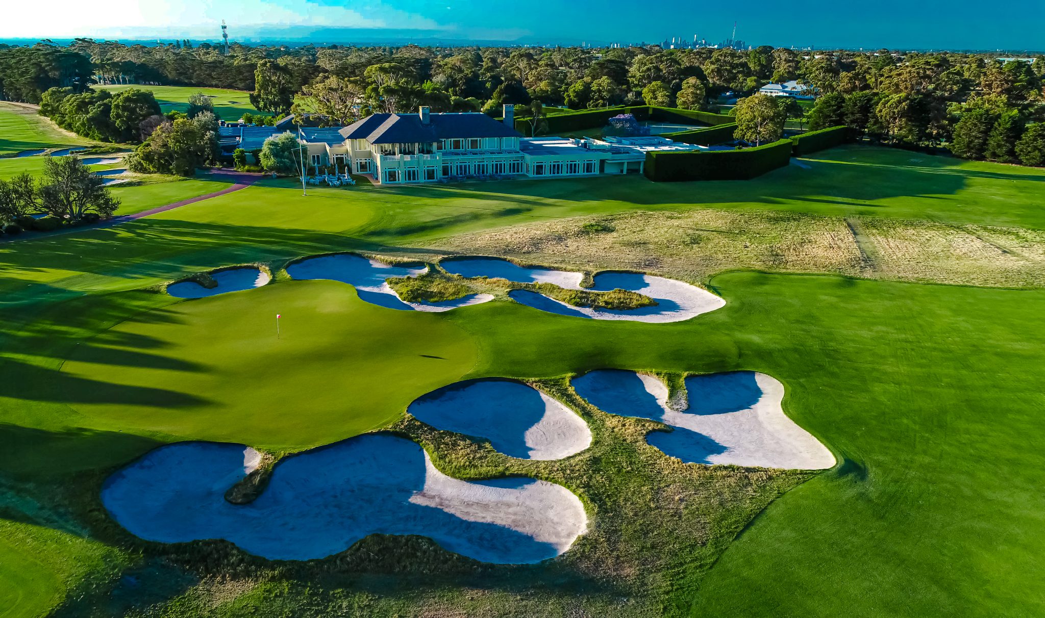 Royal Melbourne Golf Club: A Blend of History, Design & Prestige ...