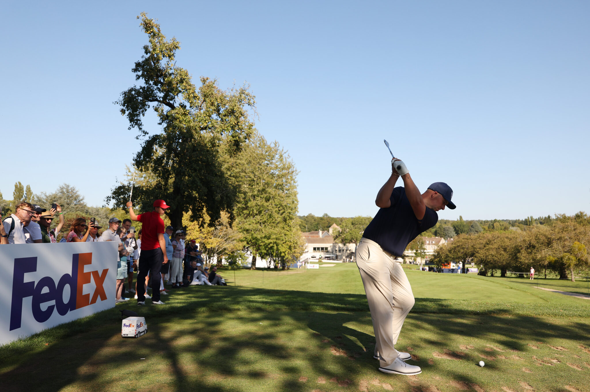 Armitage Holds Two-Shot Lead at FedEx Open de France - TheGolfHouse